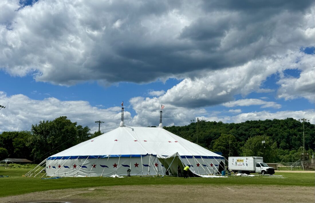 Circus Comes to Sistersville | News, Sports, Jobs - Tyler Star News
